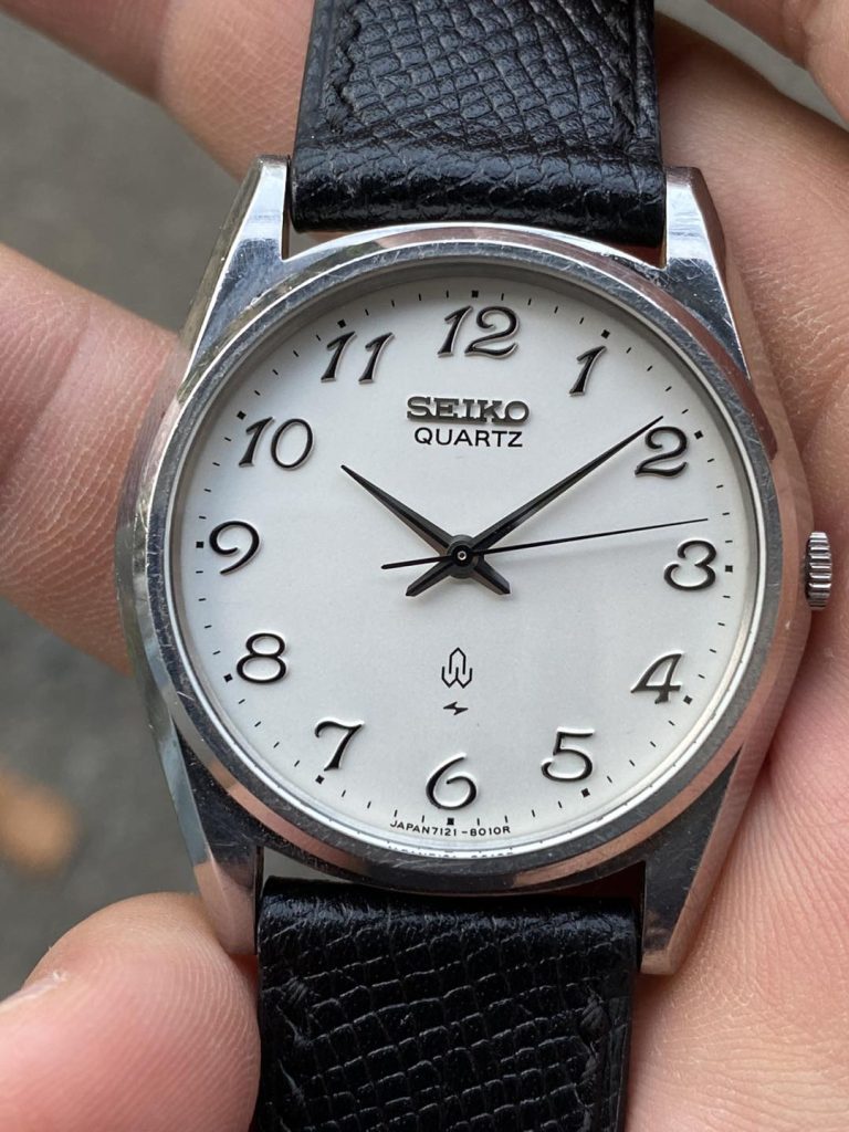 Vintage Men’s Seiko Watch Silver 7121-8000 Quartz – Long's Fine Watches