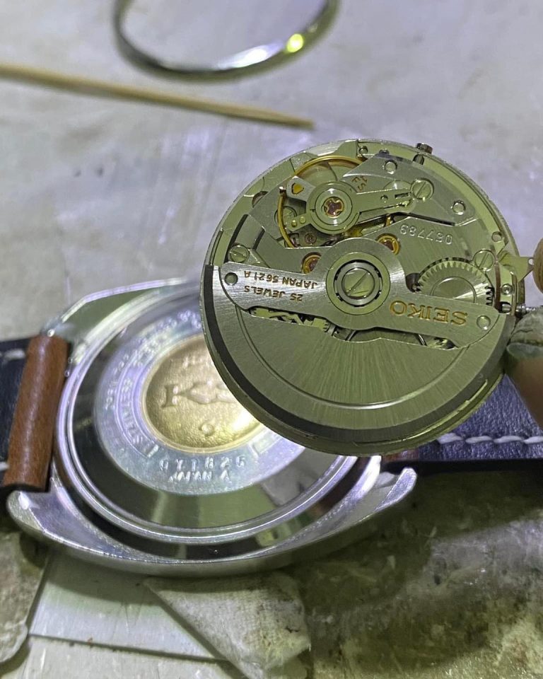 Seiko KS automatic , Cal.5621 simple dial no day date, hi beat 28800 ...