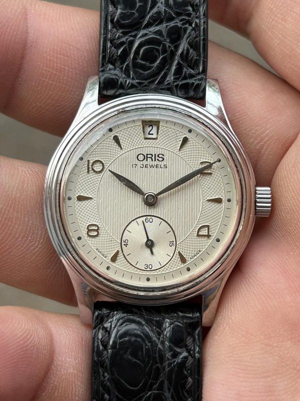 Oris manual winding 17 jewels Cal.366 Ref.7459-40, Swiss made. Size 32mm – Long's Fine Watches