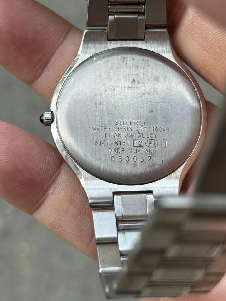 SEIKO Dolce Quartz Watch 8J41-6180/ case no.080052 , made in Japan. – Long's Fine Watches