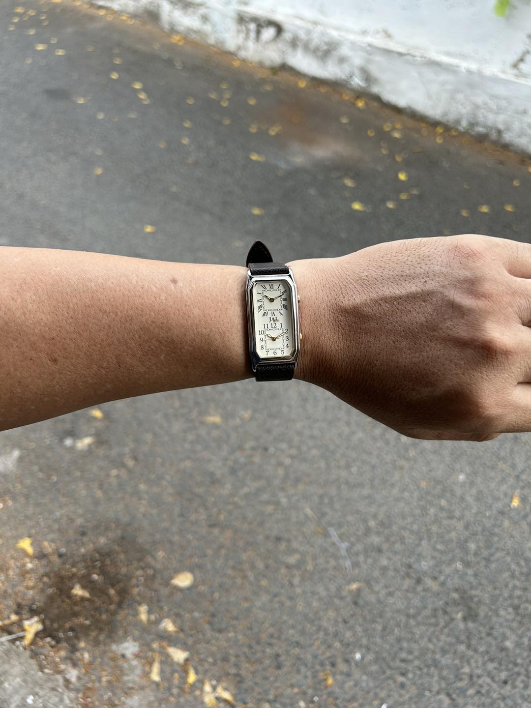 JAL dual time quartz watch St.Steel back / case no.540367 , made in Japan. – Long's Fine Watches