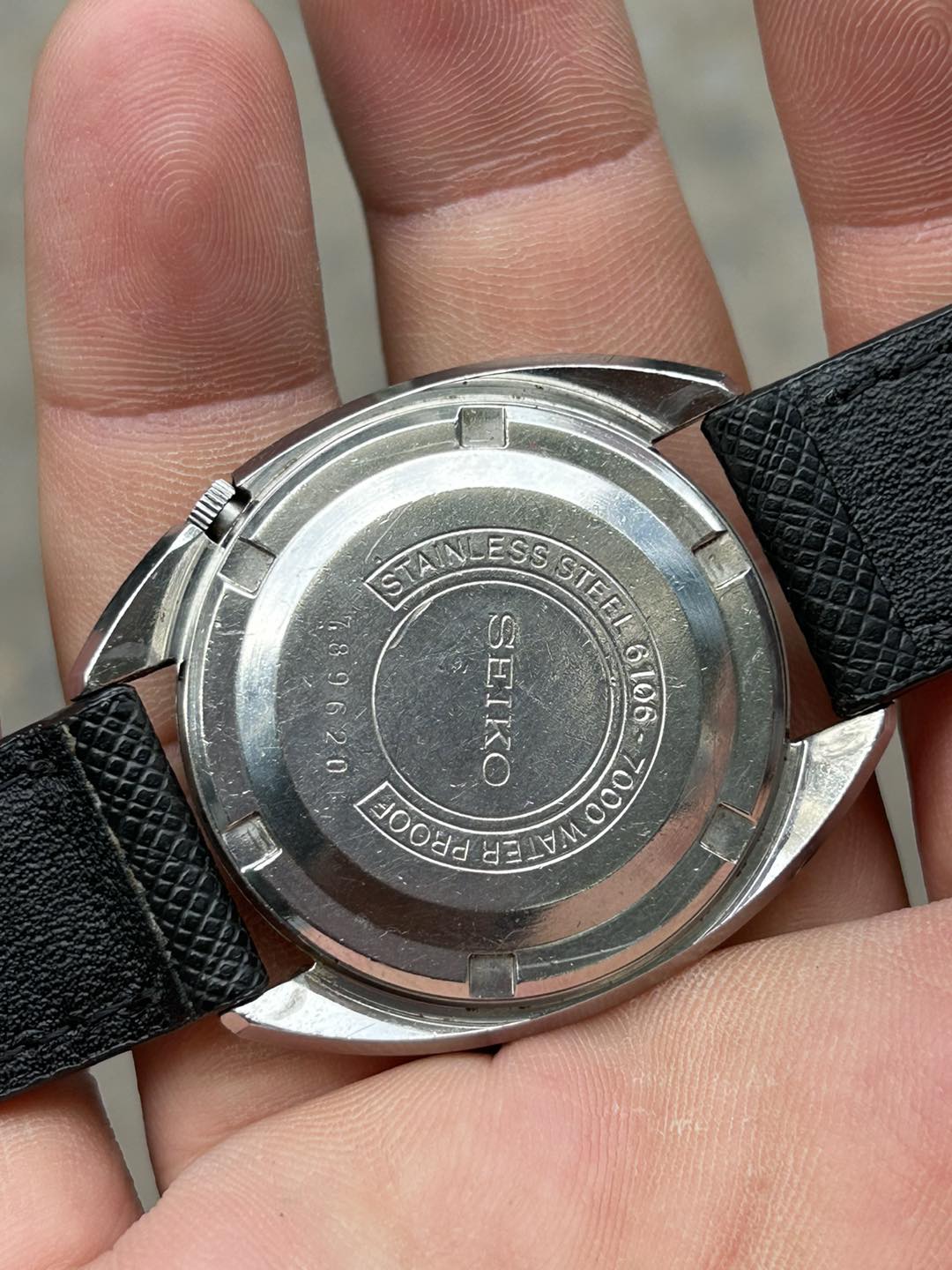 Seiko DX Automatic watch 25 Jewels Cal.6106-7000 / case no.789620 , made in Japan. – Long's Fine ...