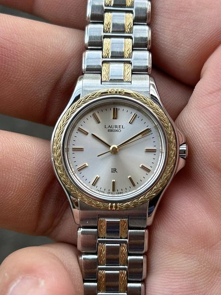 SEIKO Laurel Lady Vintage 3F31-0B70/ case no.330086 , solid 18kt gold ...
