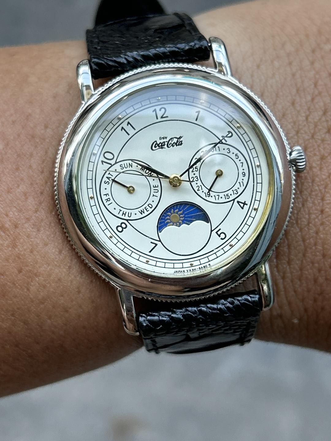 Seiko Coca Cola Moon Phase Quartz Watch VX3H-6A80, made in Japan ...