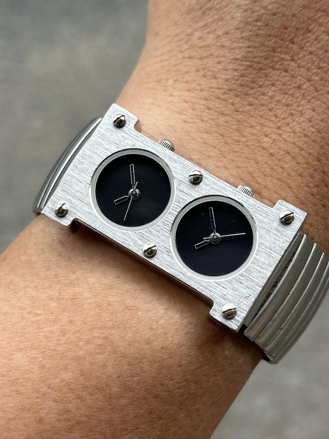 Dual time quartz watch stainless steel back, made in Japan. – Long's ...