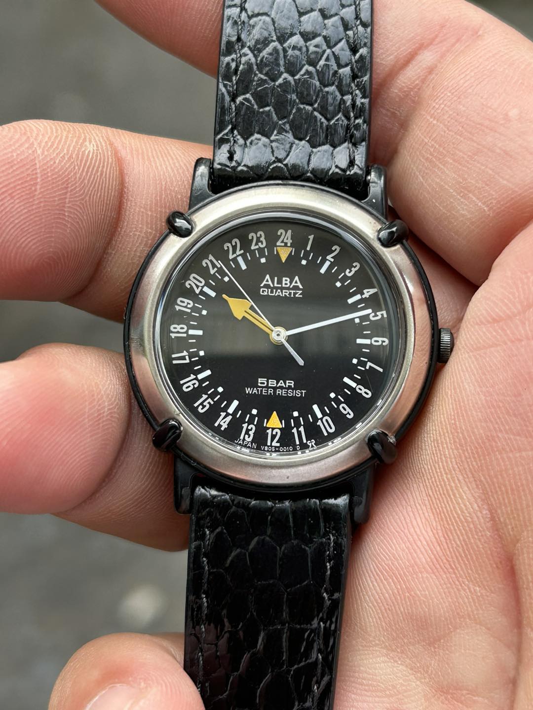 Alba V805-0010 Quartz Vintage Watch / case no.825076 , made in Japan ...