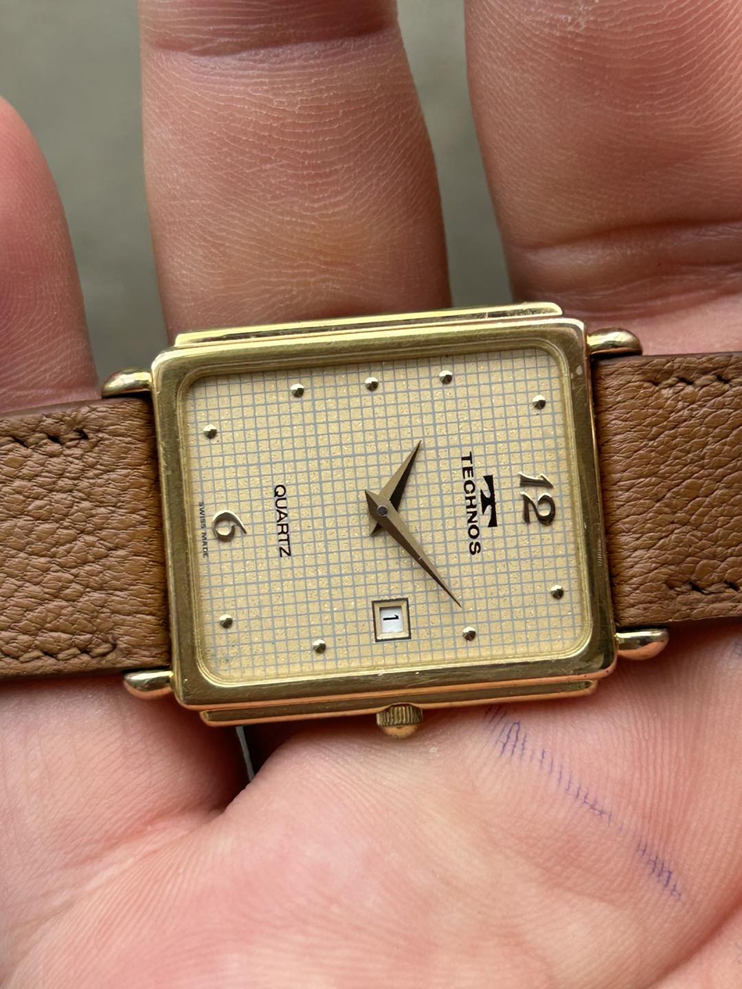 Technos tank Quartz Vintage watch 60281 stainless steel back , Swiss ...