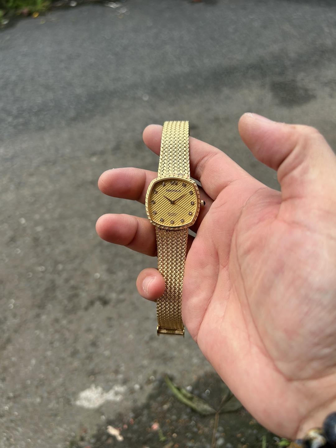 Bronica Quartz watch BJ-1041DX , made in Japan. – Long's Fine Watches