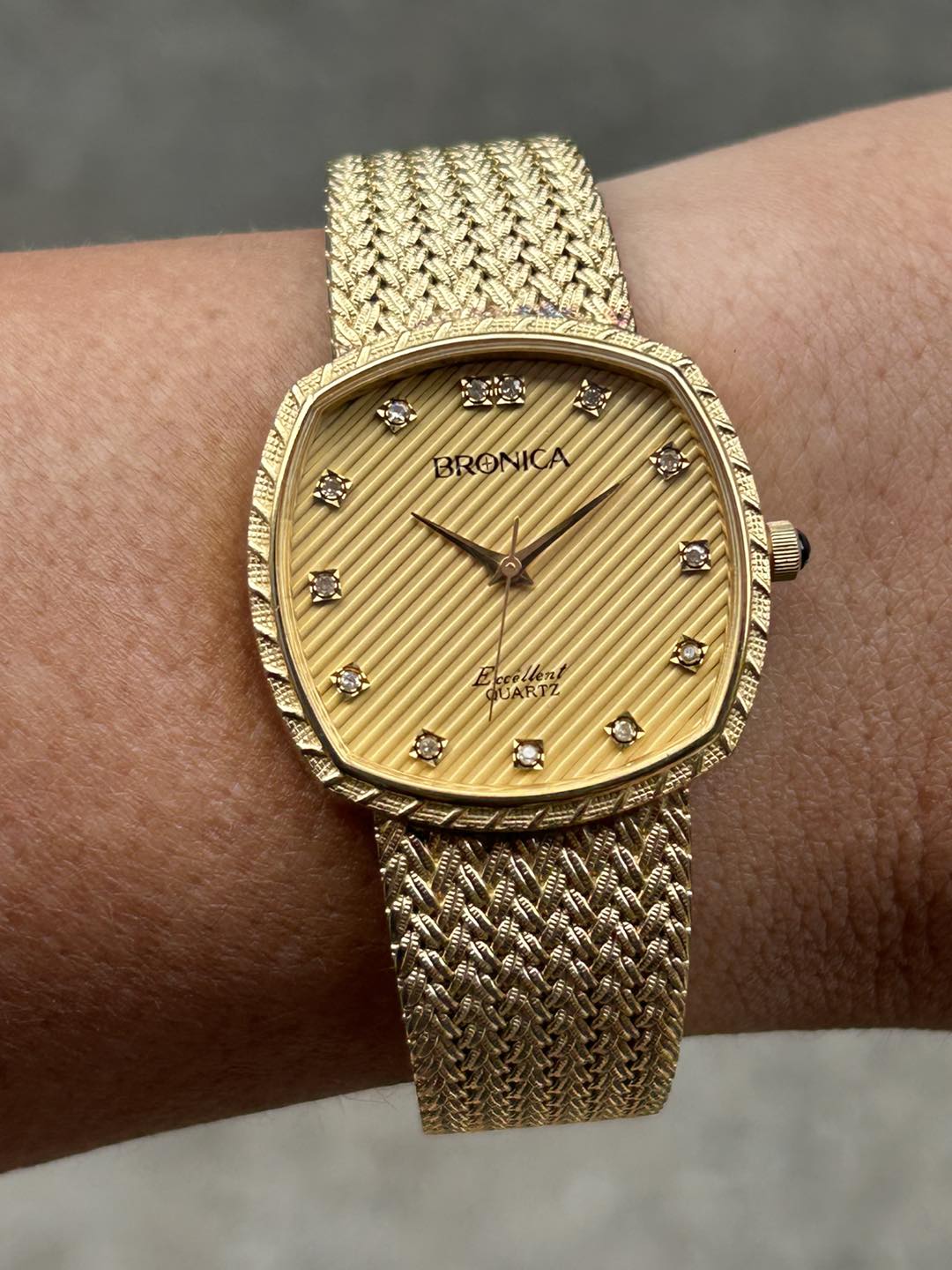 Bronica Quartz watch BJ-1041DX , made in Japan. – Long's Fine Watches