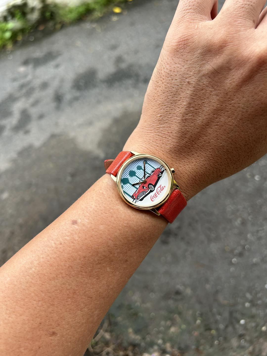 Coca Cola Quartz Watch base metal bezel stainless steel back , made in ...