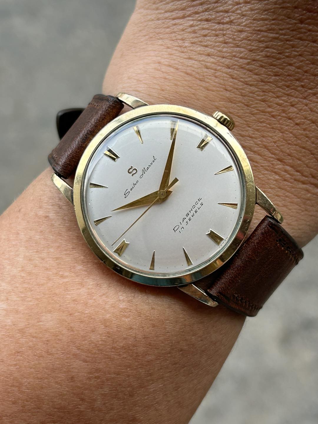 SEIKO MARVEL hand winding Diashock 17 jewels 14021 / case no.703598 ...