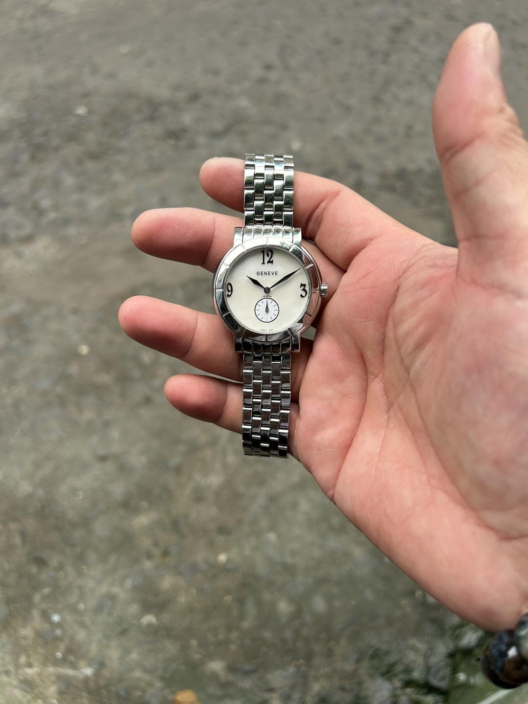 Geneve quartz watch 1069 , stainless steel , Swiss made. – Long's Fine ...