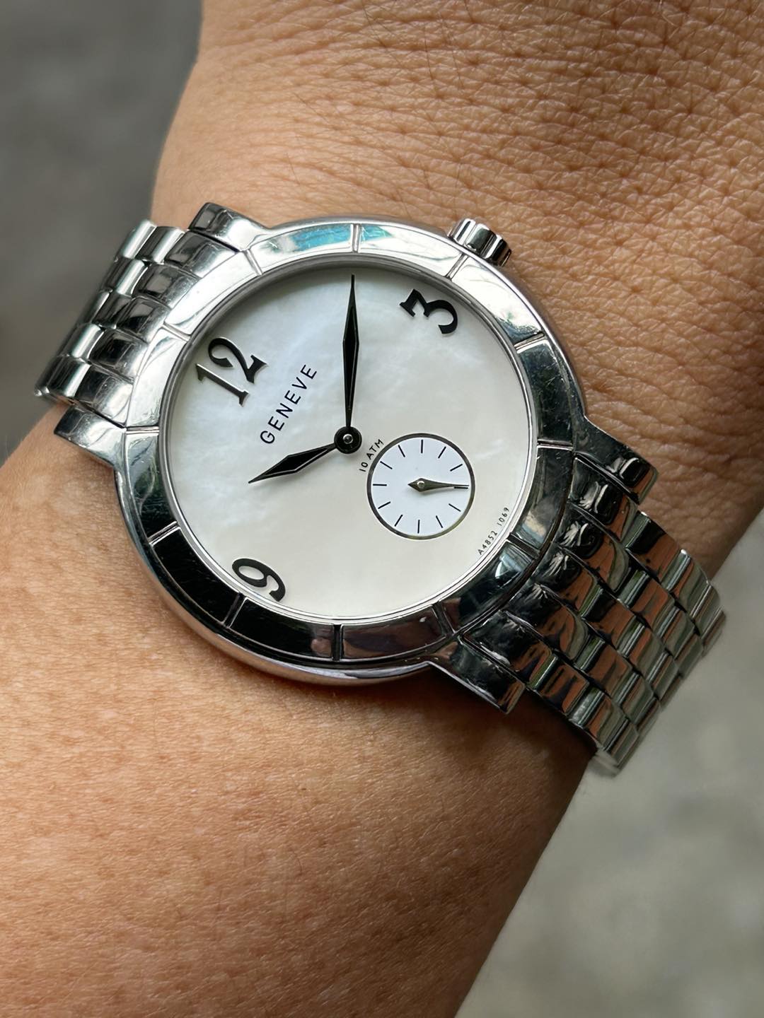 Geneve quartz watch 1069 , stainless steel , Swiss made. – Long's Fine ...