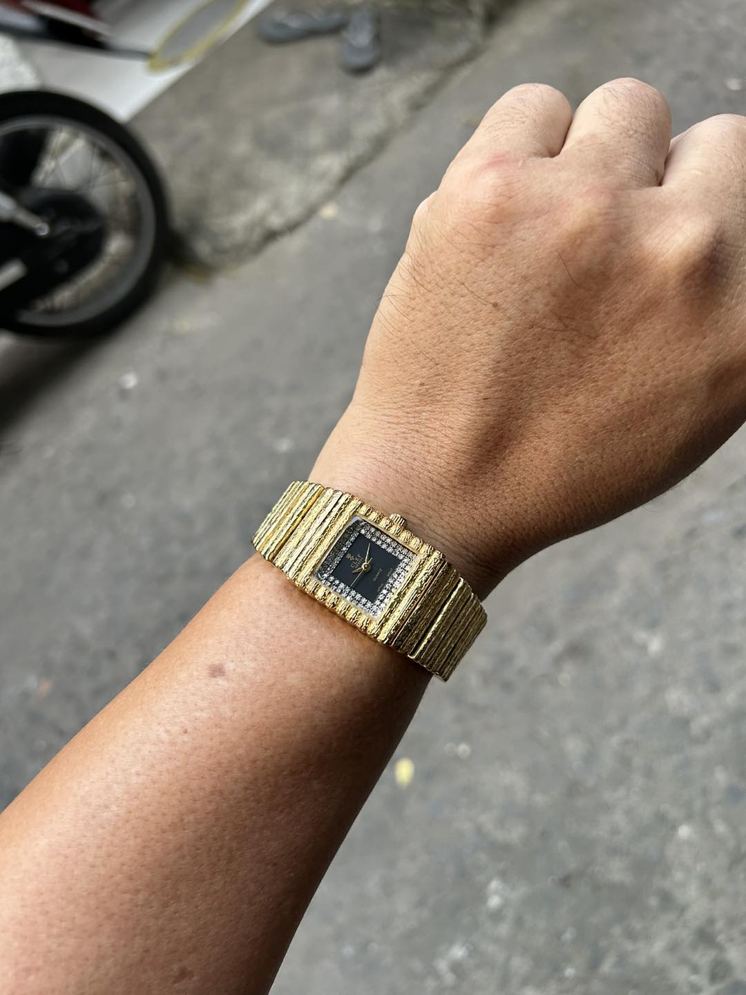 Clef Geneve quartz watch Stainless Steel back , made in Japan. – Long's ...