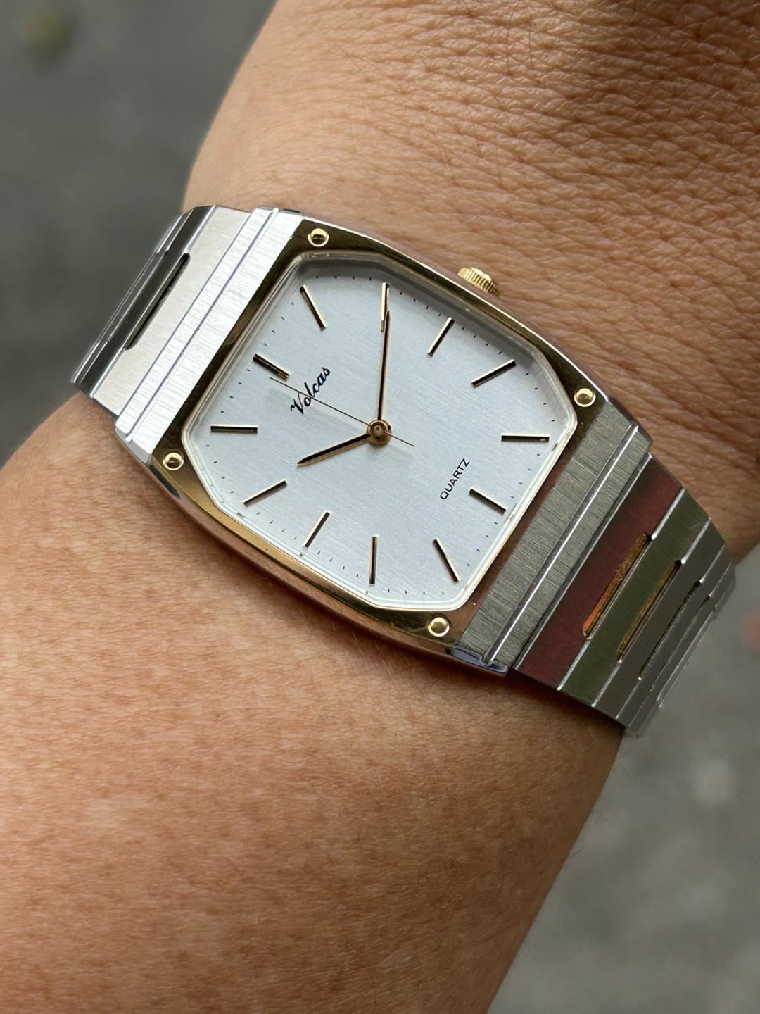 Volcas -Japan CBM Corp. quartz watch ,BASE METAL TOP STAINLESS STEEL ...