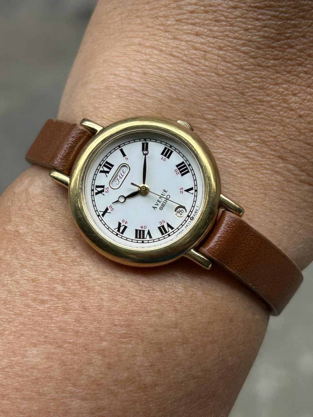 SEIKO Avenue Ladies 3E23-0070 QUARTZ WATCH / case no.8N9742, made in ...