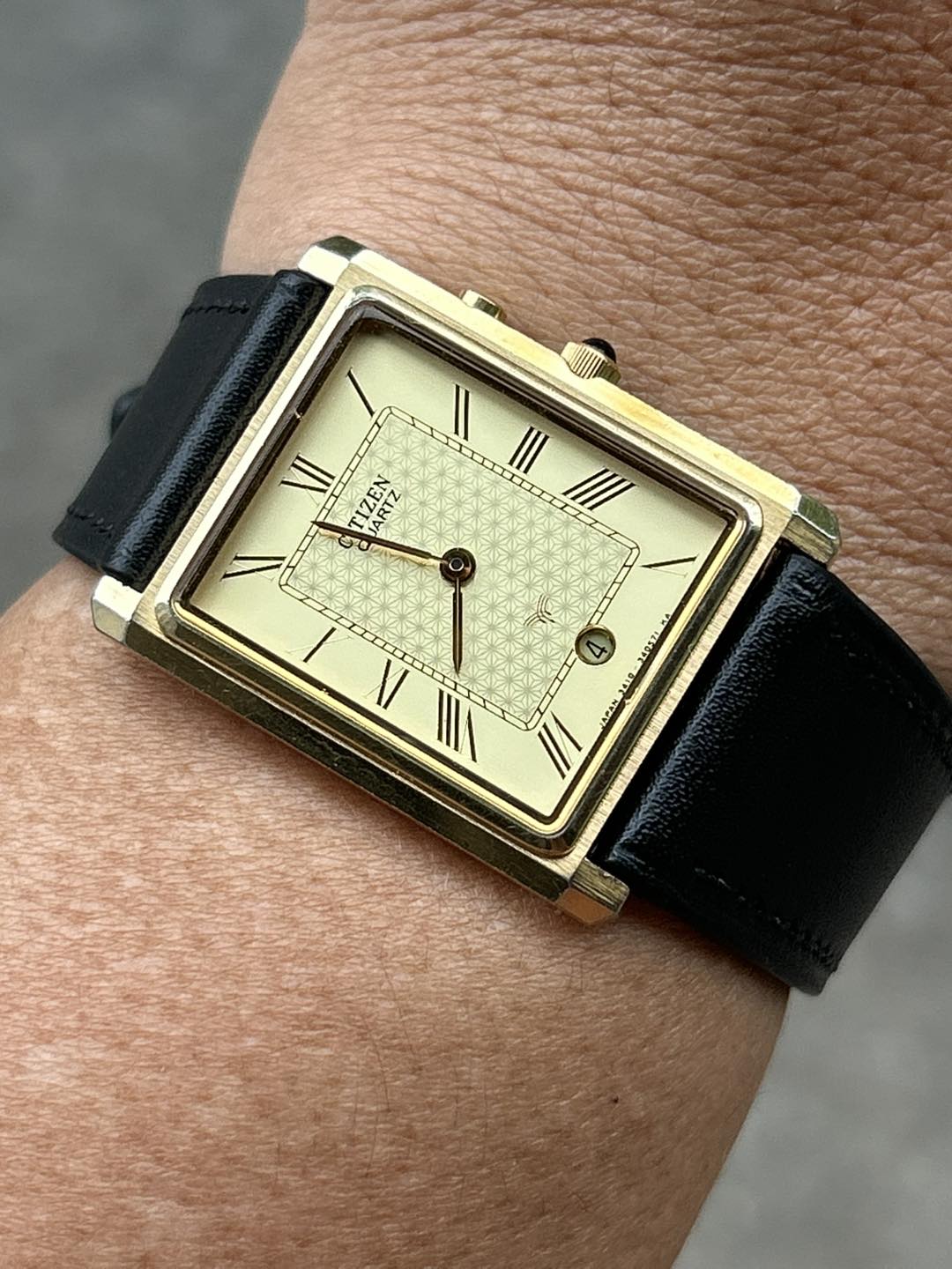 Citizen alarm tank quartz watch 3450-340302 Y, case no.4100300, made in ...