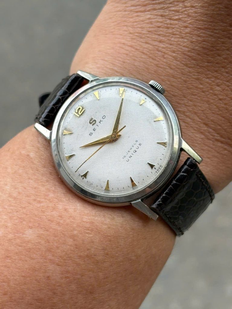 Seiko S Unique 15 Jewels J13009, made in Japan. – Long's Fine Watches