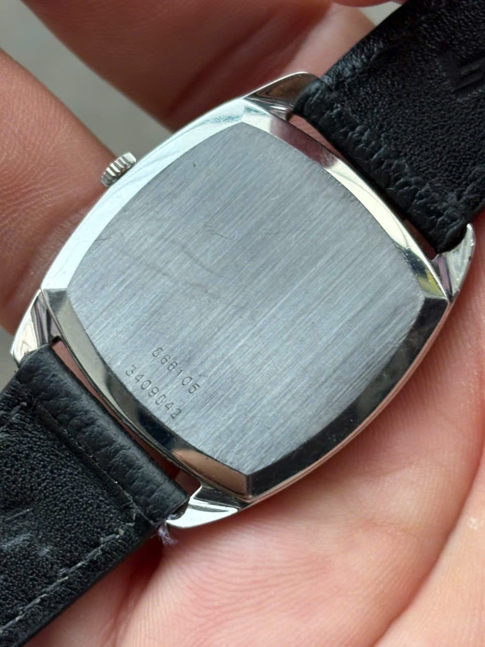 Universal Geneve White Shadow Ultra Slim automatic Cal.2-66 866105 ...