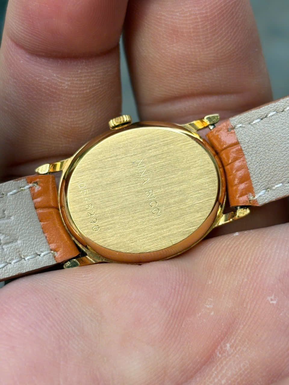 Nina Ricci Paris QUARTZ Watch / case no.0548290 , Swiss made. – Long's ...