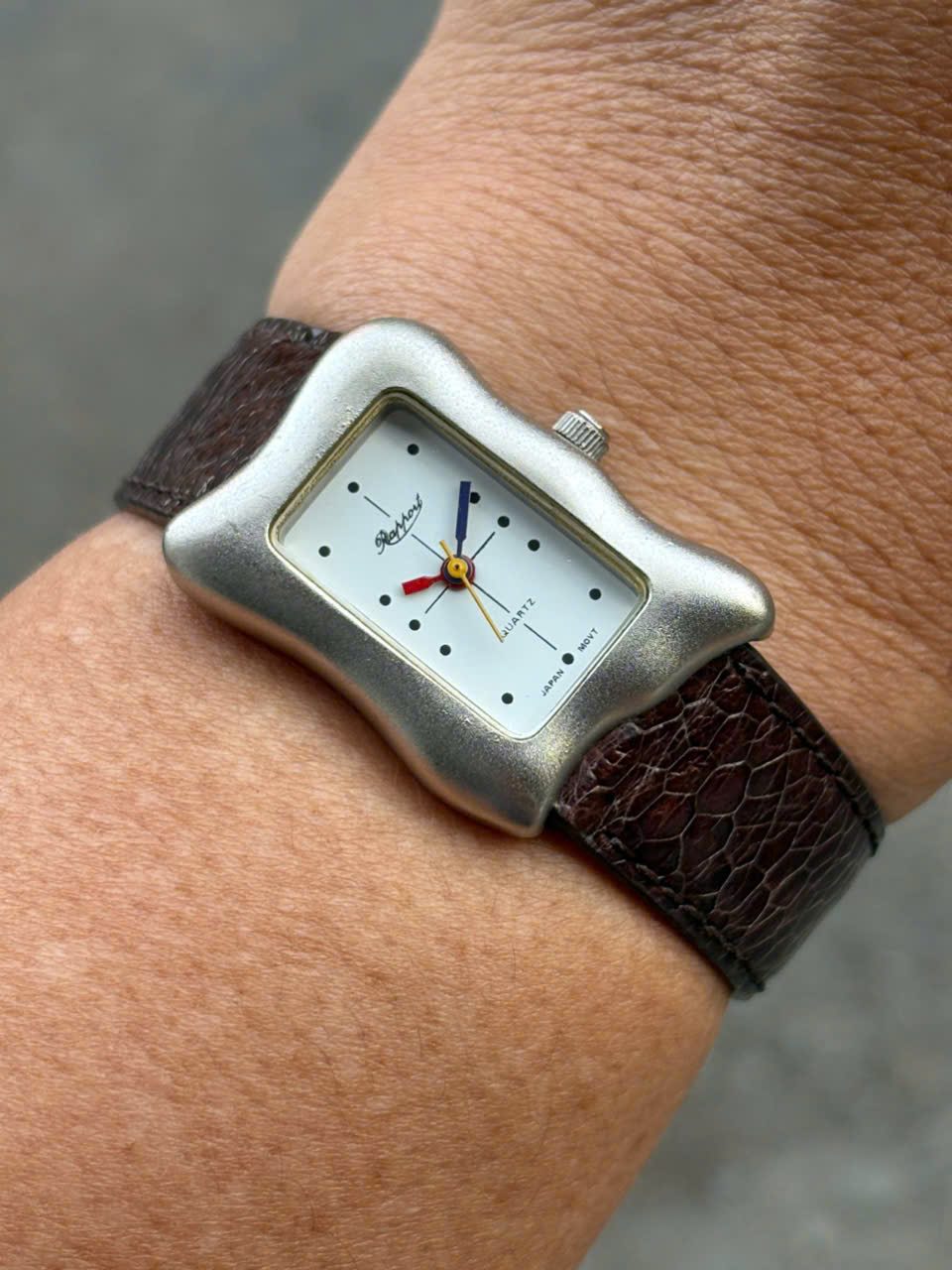 Rapport quartz watch, stainless steel back, made in Japan. – Long's ...