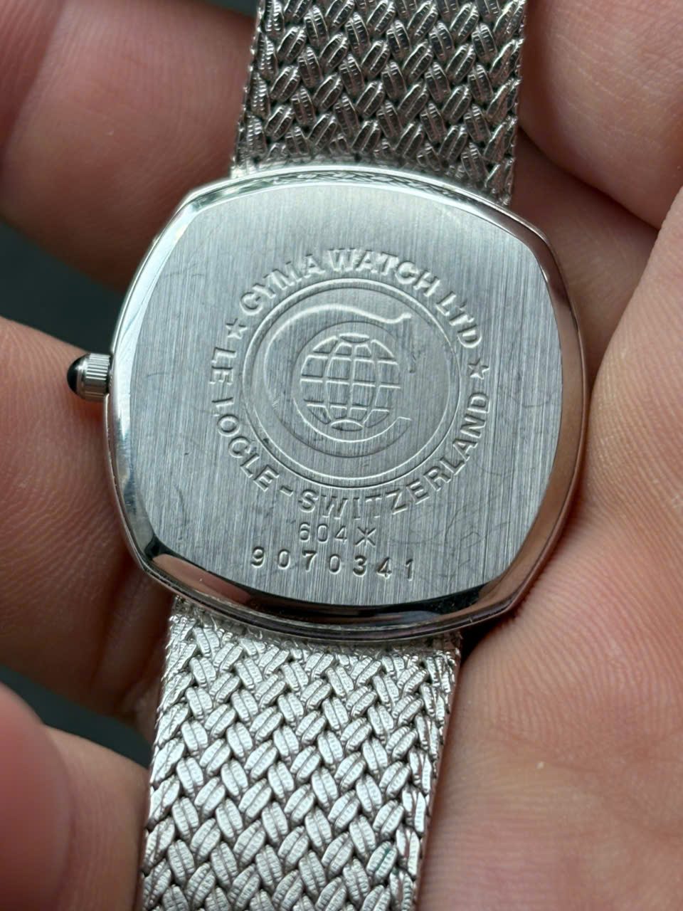 CYMA Le Locle Quartz watch 604X, case no.9070341, Swiss made. – Long's ...