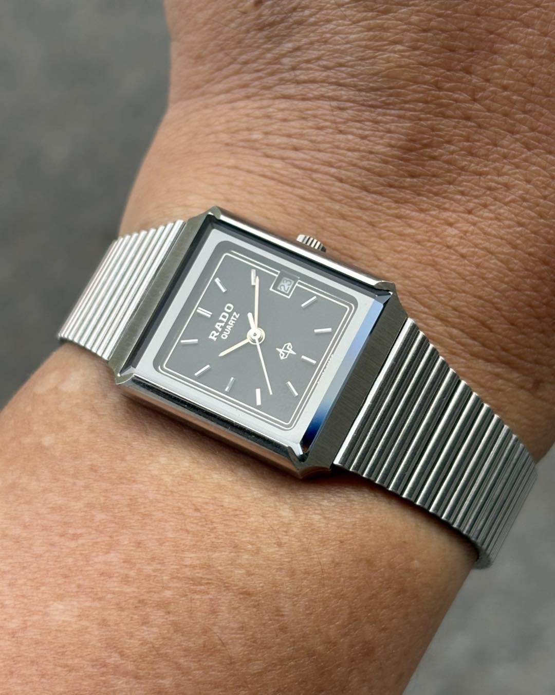 Rado quartz watch 111.3105.4, Swiss made. – Long's Fine Watches