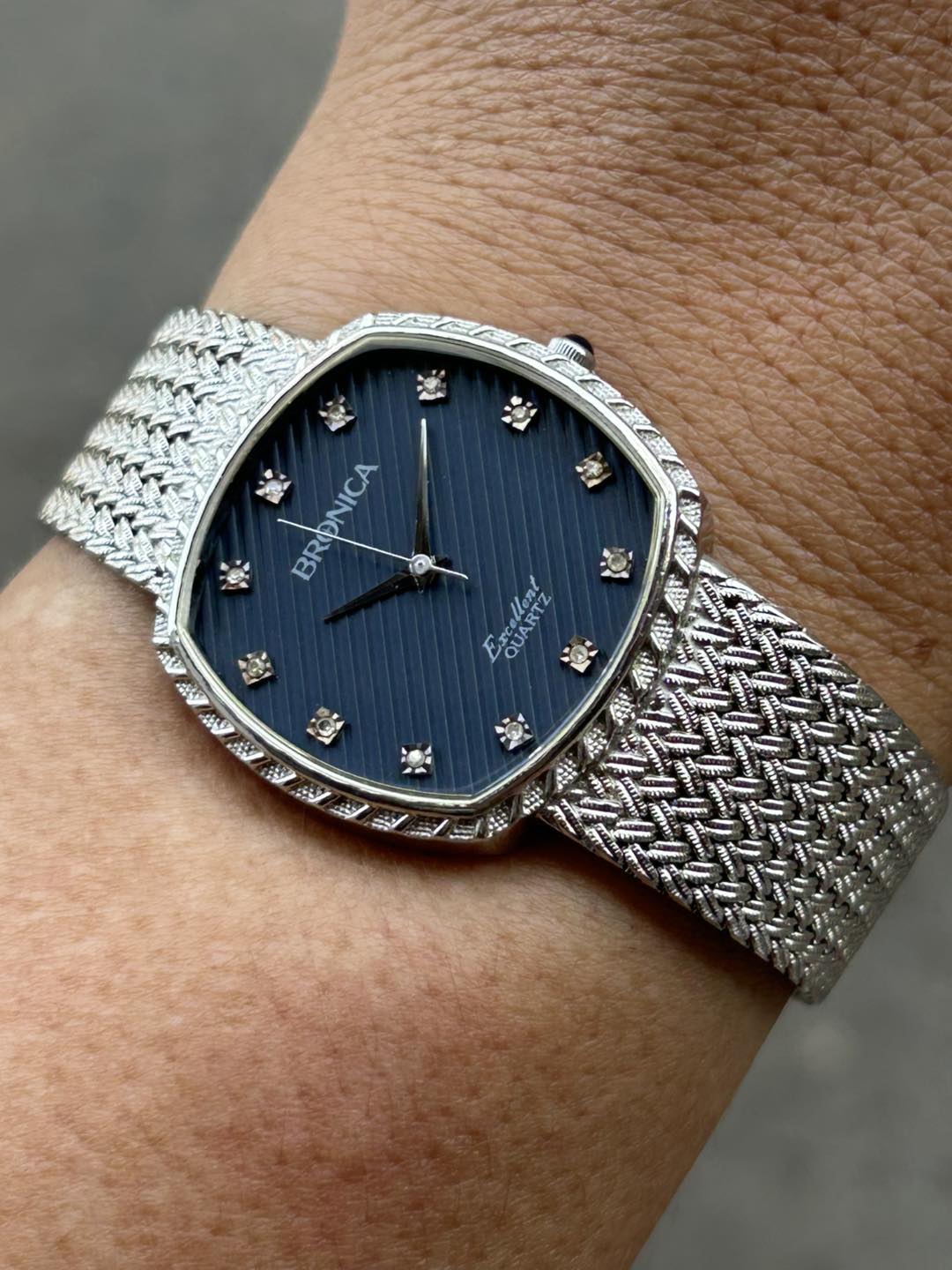 Bronica Excellent quartz watch BJ-1041DX, made in Japan. – Long's Fine ...