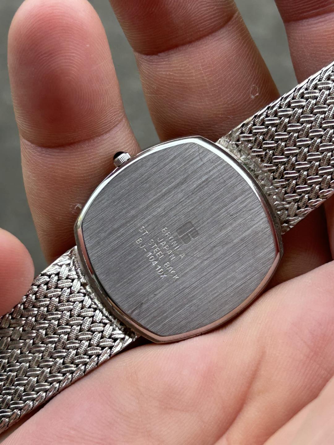 Bronica Excellent quartz watch BJ-1041DX, made in Japan. – Long's Fine ...