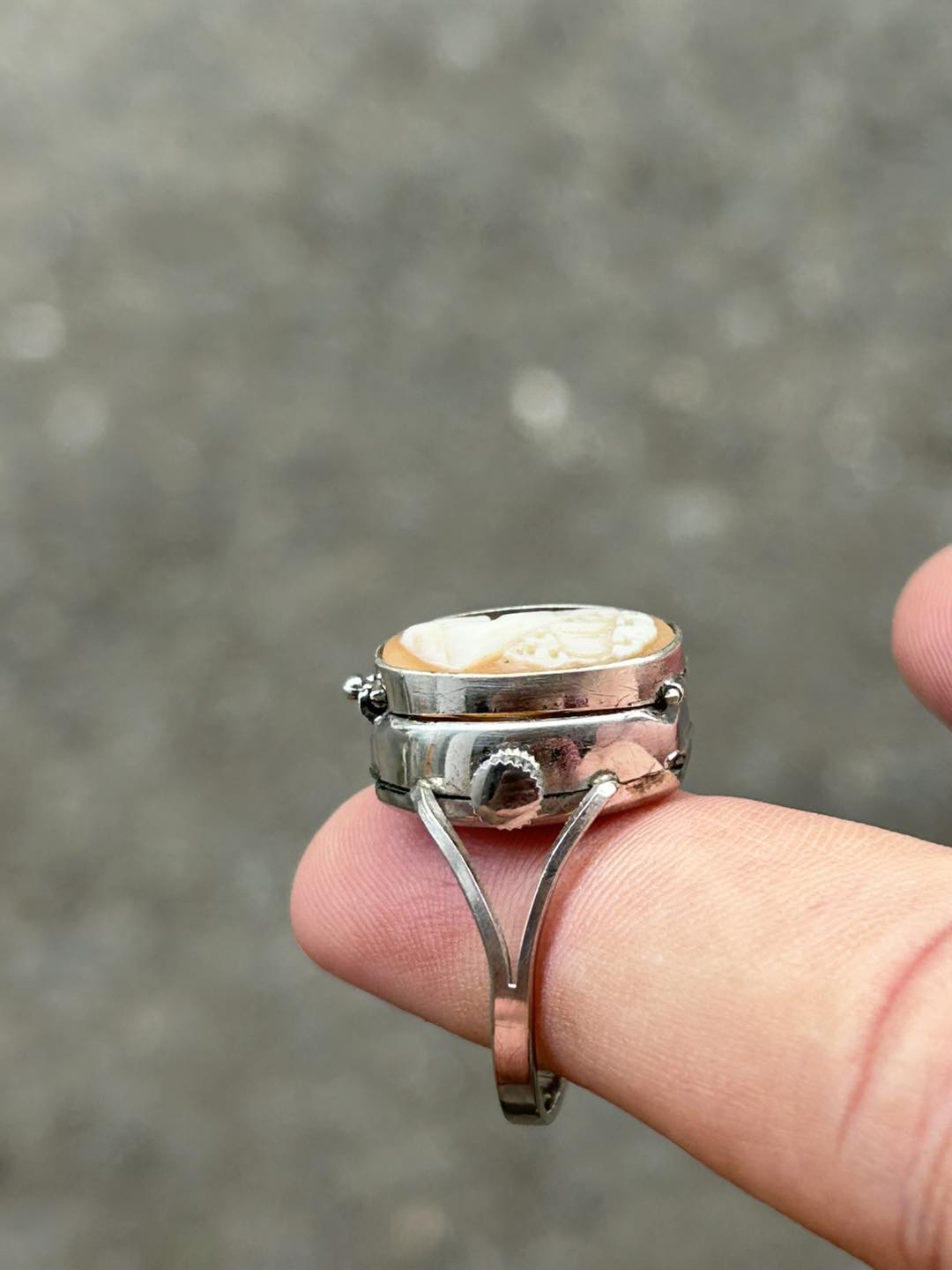 Freco Ring Incabloc manual winding watch R3-81 , Swiss made. – Long's ...