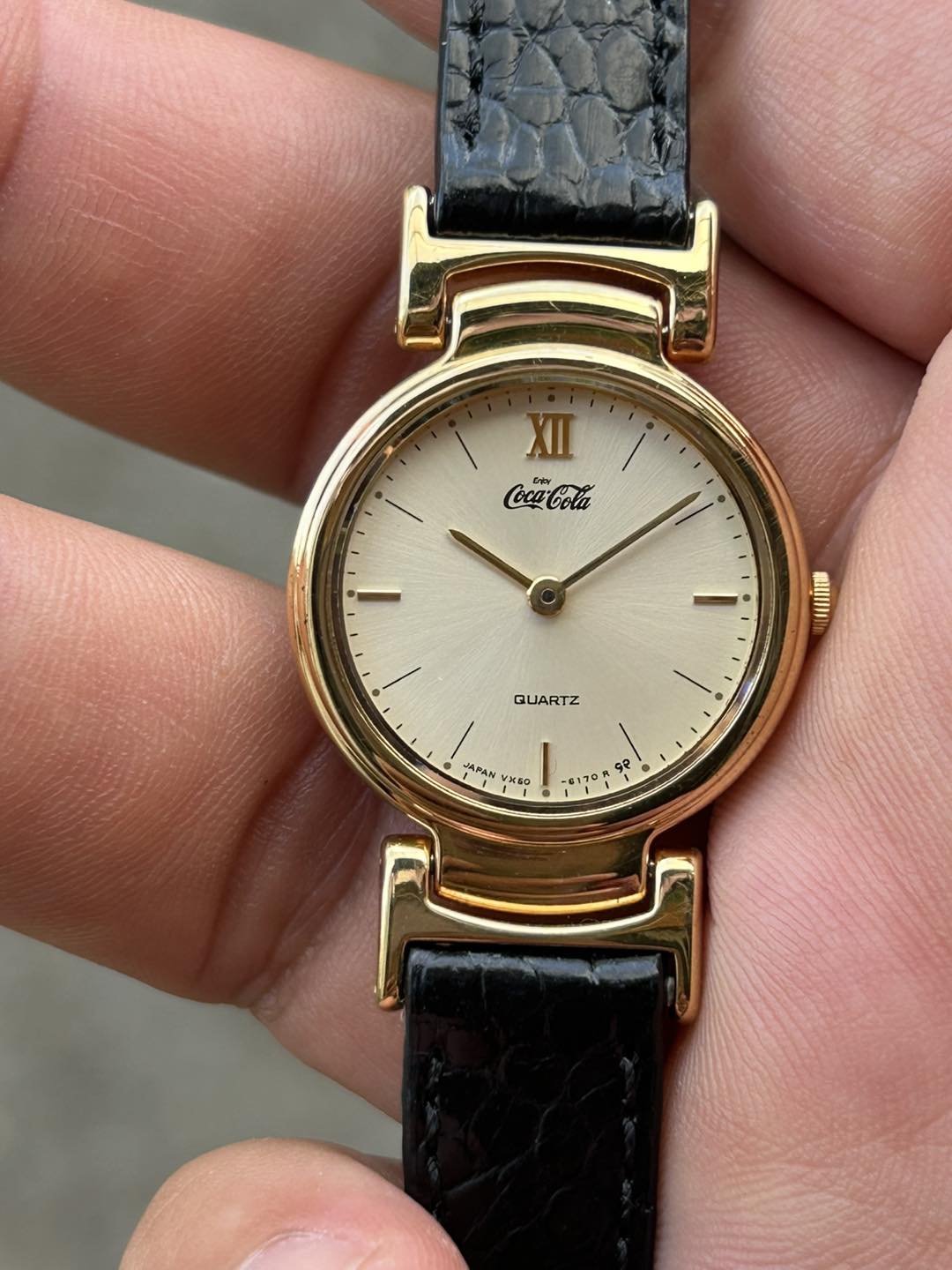 Seiko Coca Cola lady Quartz Watch VX50-6170 , made in Japan. – Long's ...