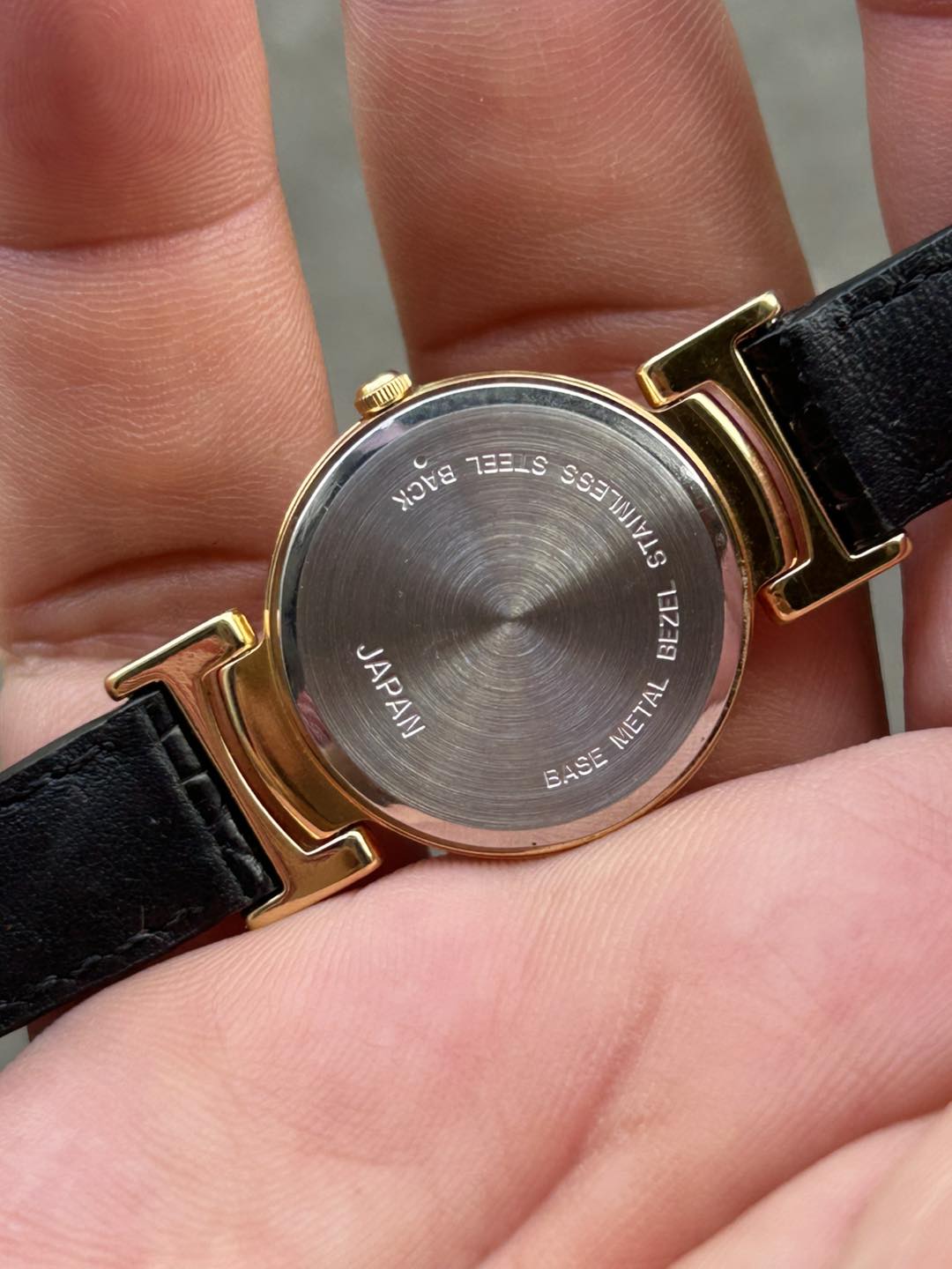 Seiko Coca Cola lady Quartz Watch VX50-6170 , made in Japan. – Long's ...