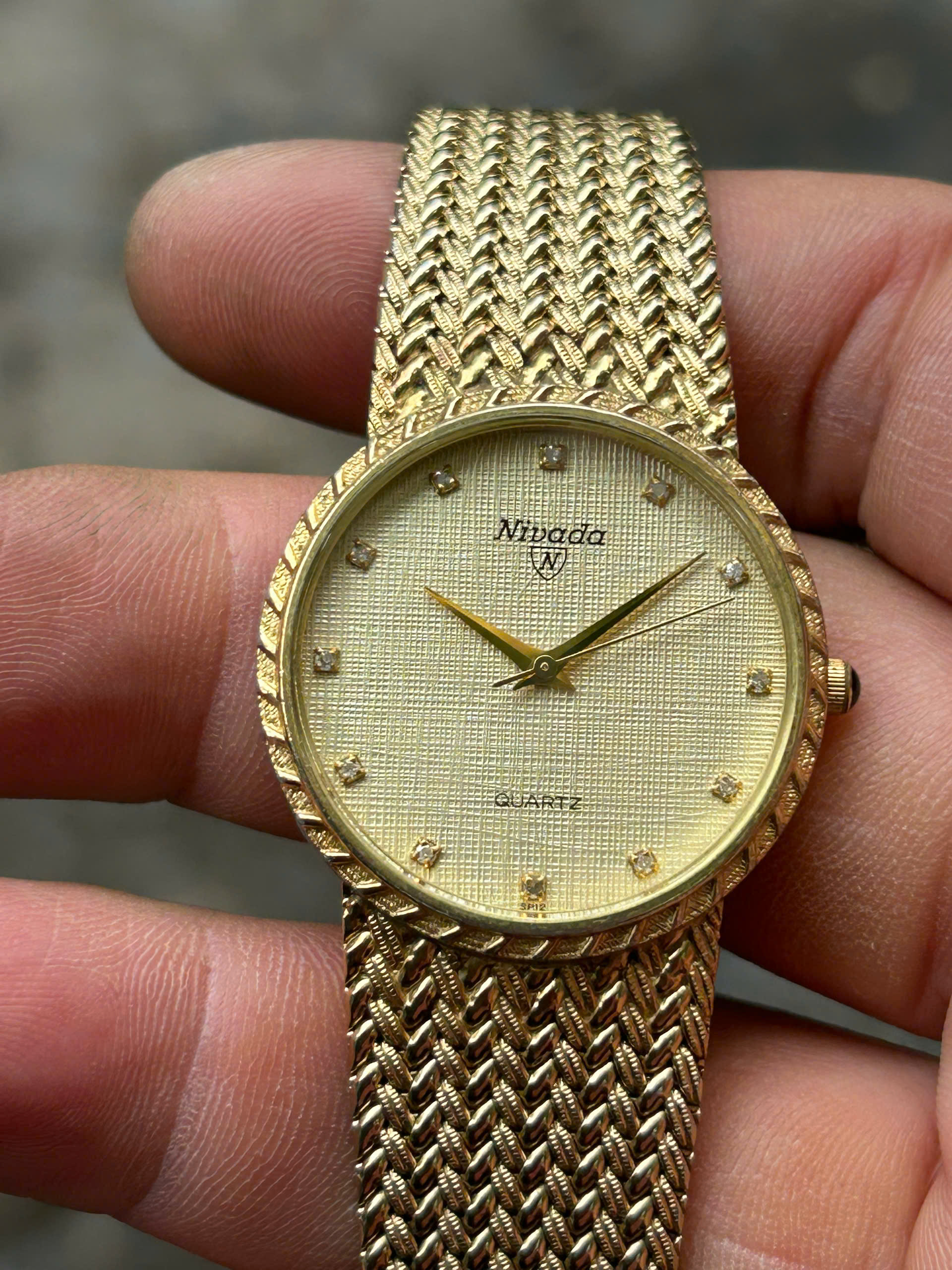 NIVADA PREMIUM QUARTZ WATCH N-28306 SP STAINLESS STEEL BACK , Grenchen ...