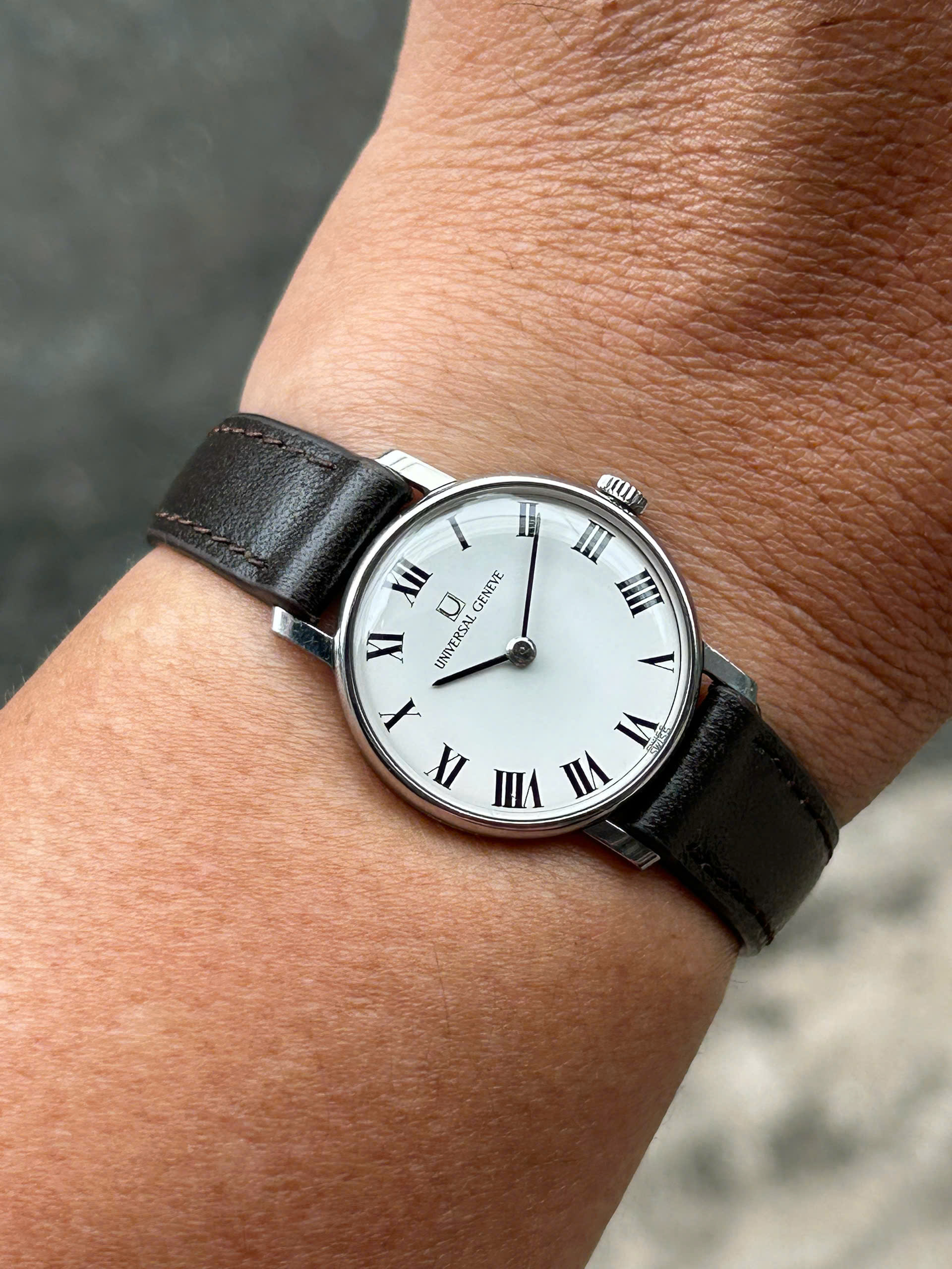 Universal Lady Geneve hand winding 17 Jewels Cal.10 810601/13 , case no ...