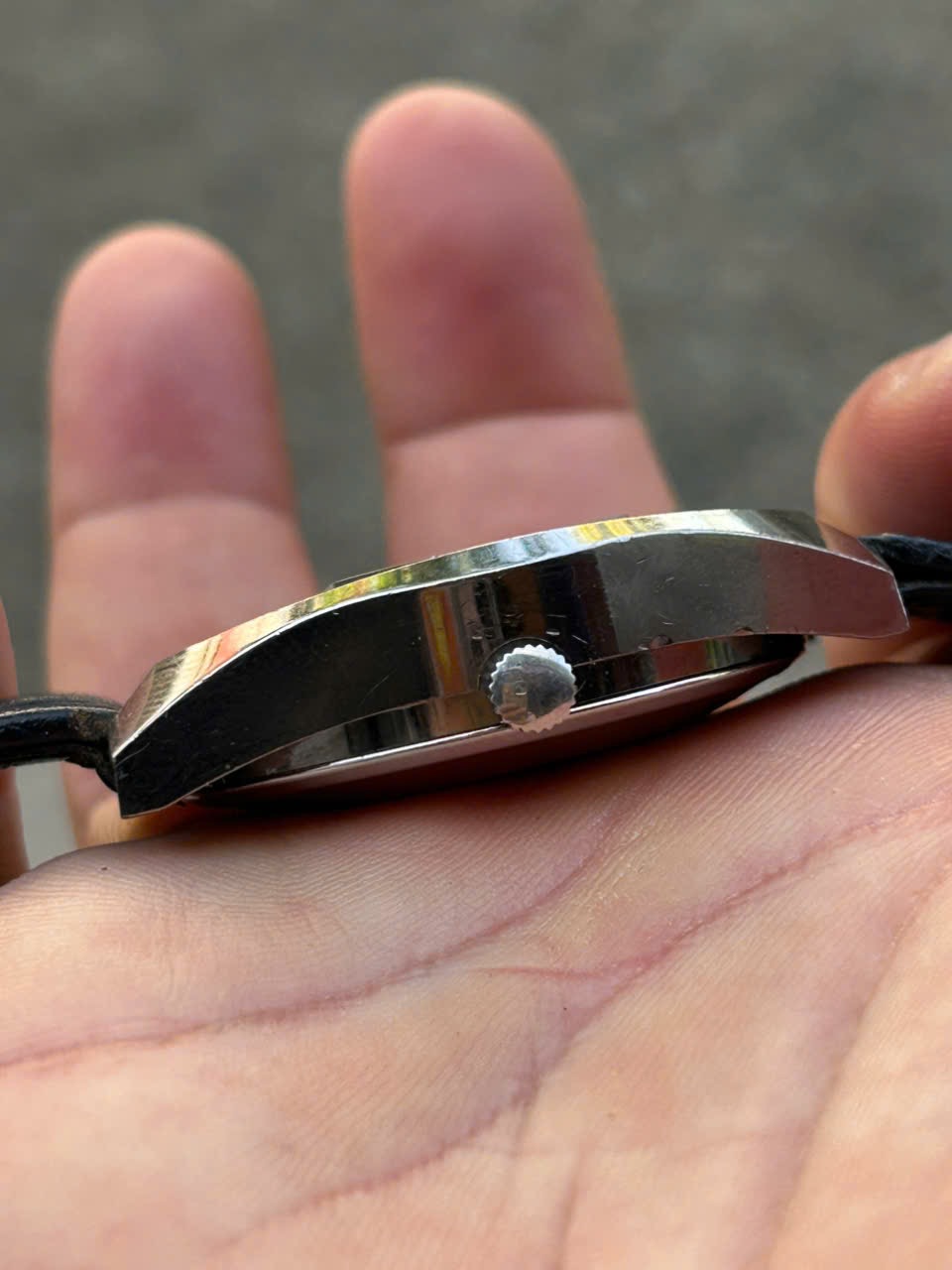 Caravelle automatic Jumping hour vintage watch N4 Ref.9439-1, Swiss ...